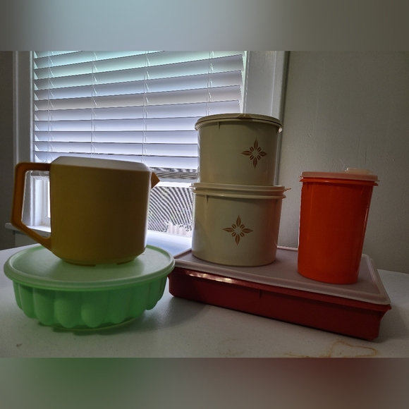 Tupperware | Kitchen | Vintage Tupperware Set | Poshmark